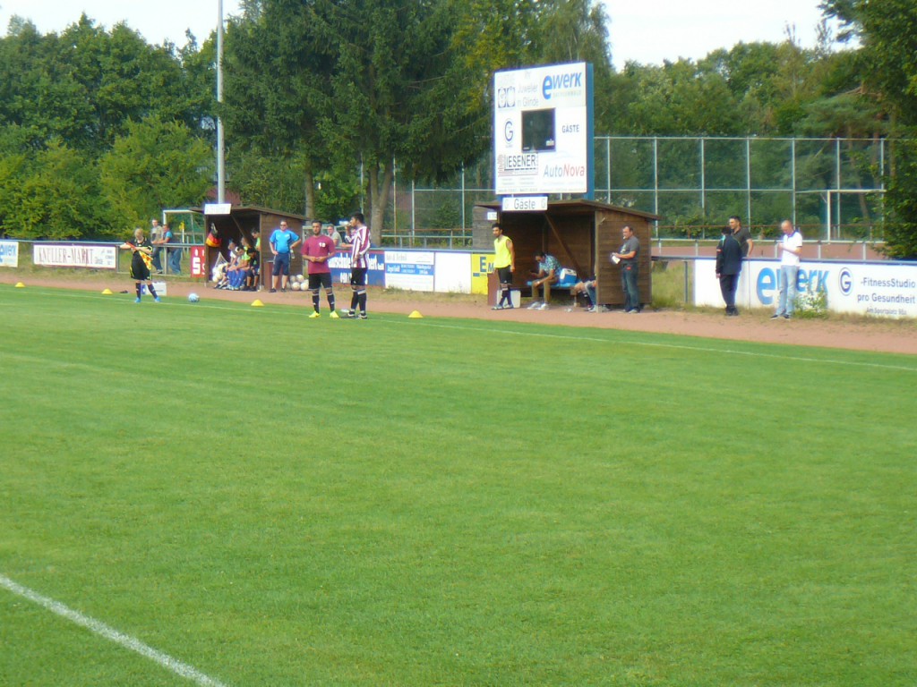 Glinde – Sportplatz Glinde | sportandtravel.de